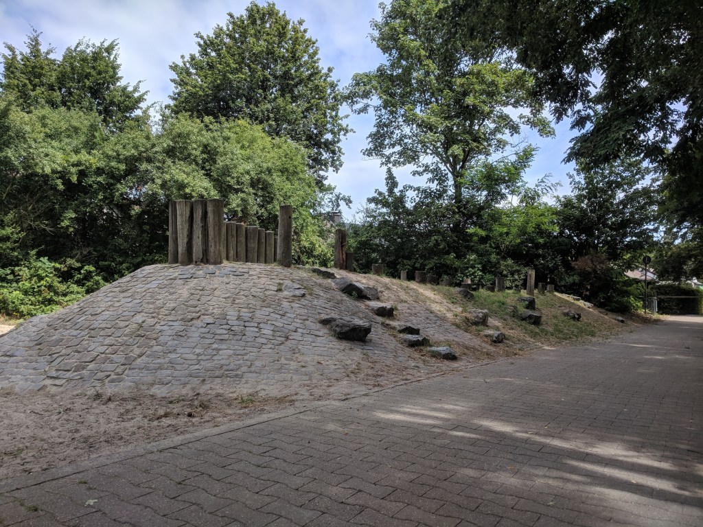 How Germany plays. Part 1: Regular Playgrounds. – myplayturfdotcom
